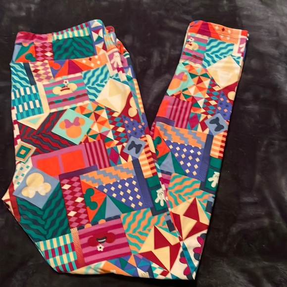 LuLaRoe | Pants & Jumpsuits | Lularoe Disney Leggings Minnie Mouse ...